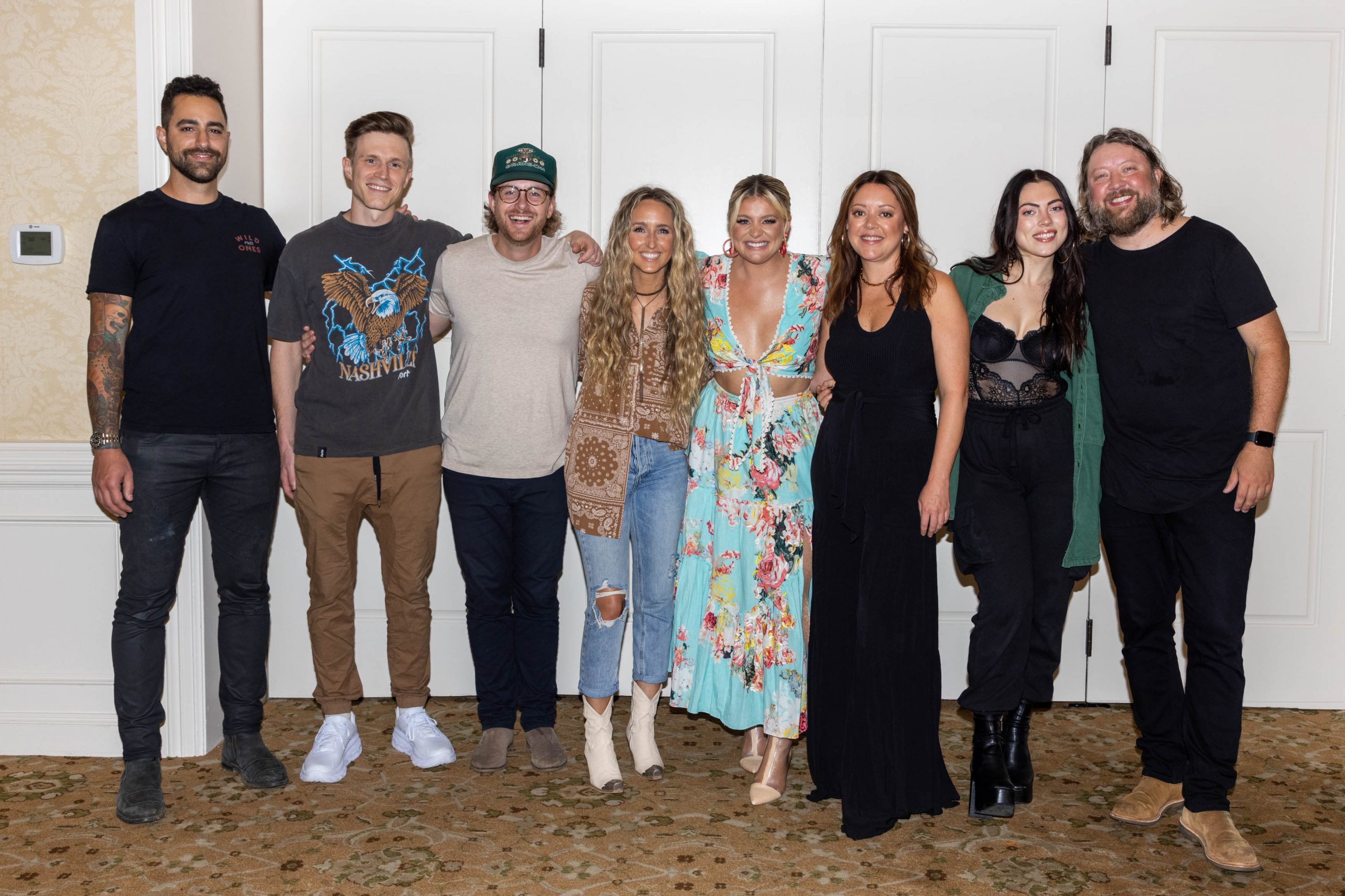 Lauren Alaina Celebrates No. 1 Debuting Record Release | Nashville.com
