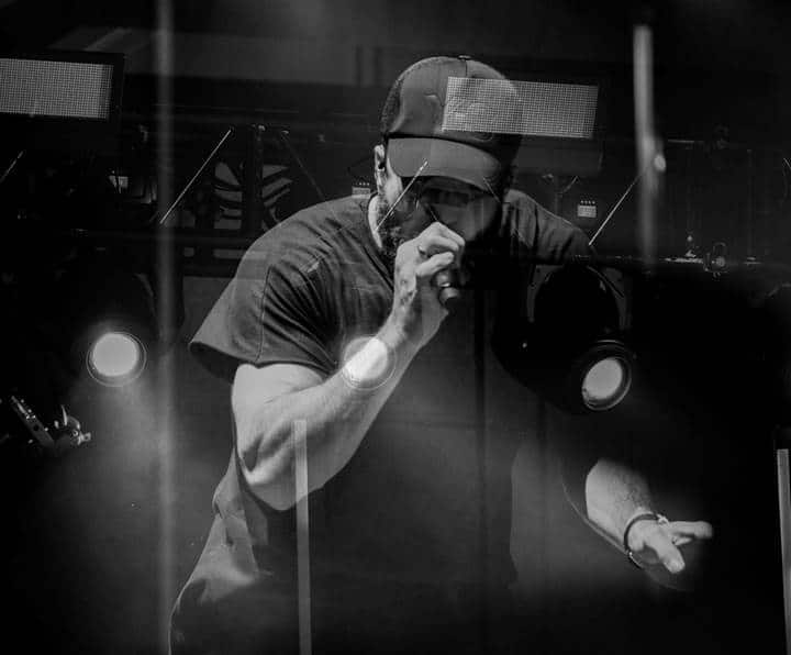 SAM HUNT’S “BODY LIKE A BACK ROAD” MAKES HISTORY WITH 25-WEEK STREAK ...