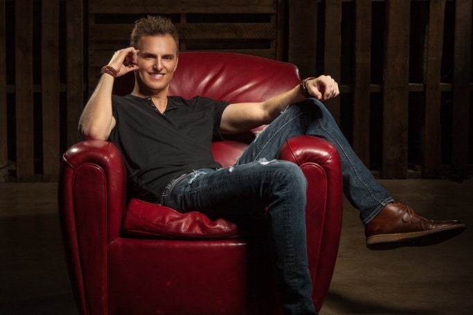 TAKE A VOYAGE ON THE HIGH SEAS WITH COUNTRY MUSIC ARTIST CURTIS BRALY | Nashville.com