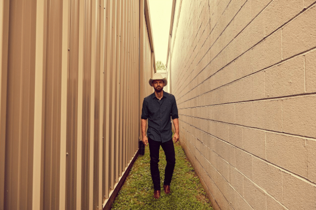 EXCLUSIVE Q & A WITH JOSH GRIDER | Nashville.com