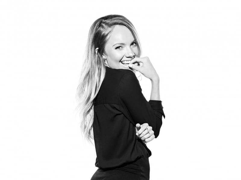 Danielle Bradbery Releases “Goodbye Summer” With Thomas Rhett | Nashville.com