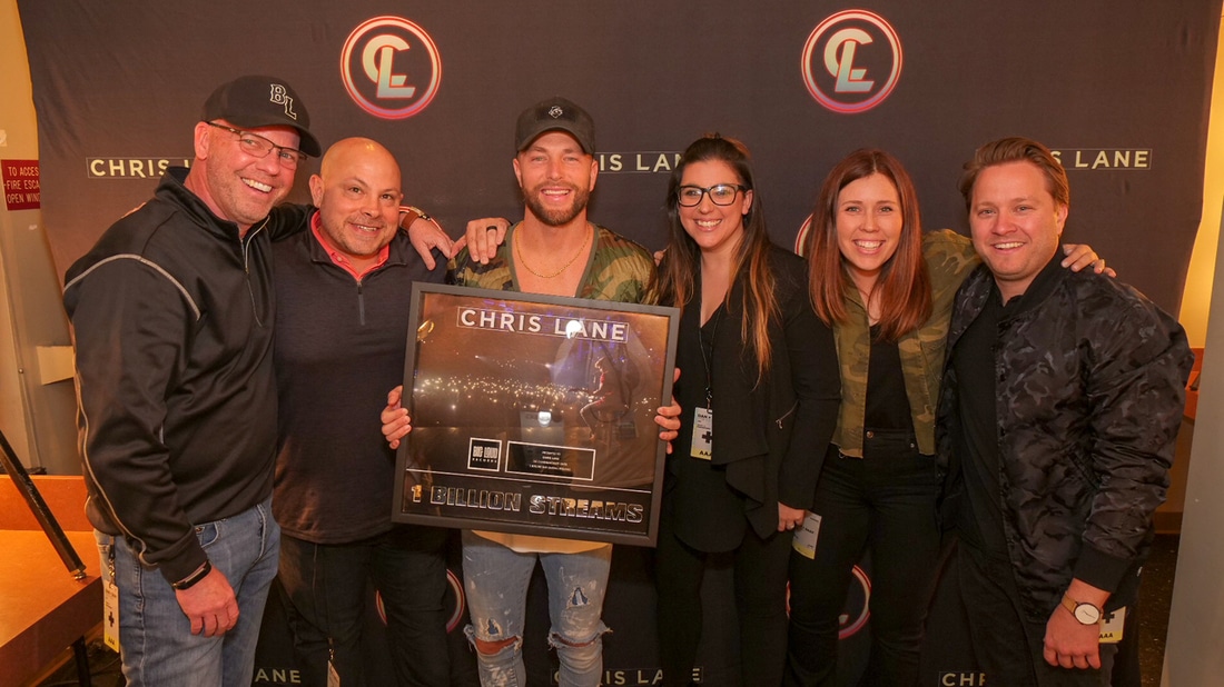 Over One Billion Career Streams For Chris Lane | Nashville.com
