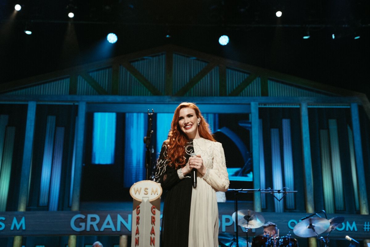 Caylee Hammack Makes Her Opry Debut | Nashville.com