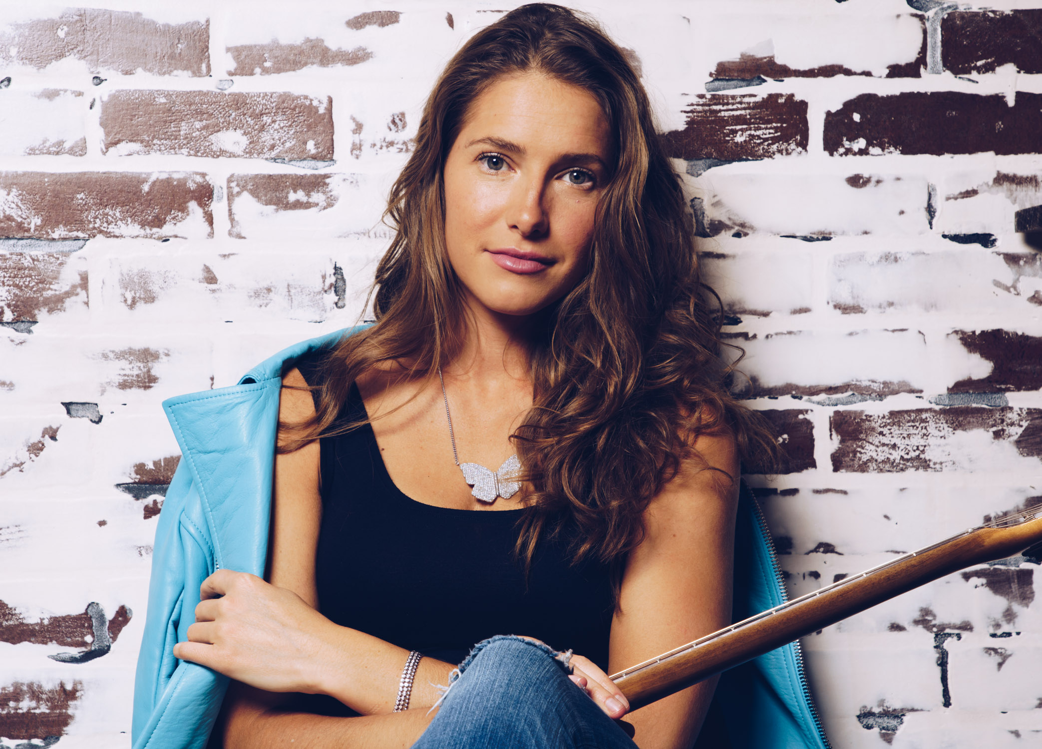 Caroline Jones Releases "Chasin’ Me" And Readies For Opry Debut ...