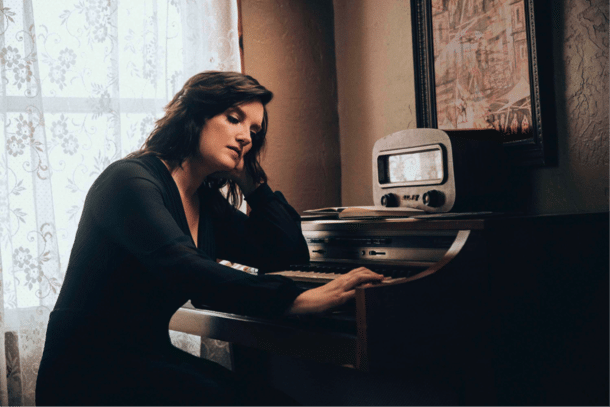 WATCH: Brandy Clark Debuts “I’ll Be the Sad Song” | Nashville.com