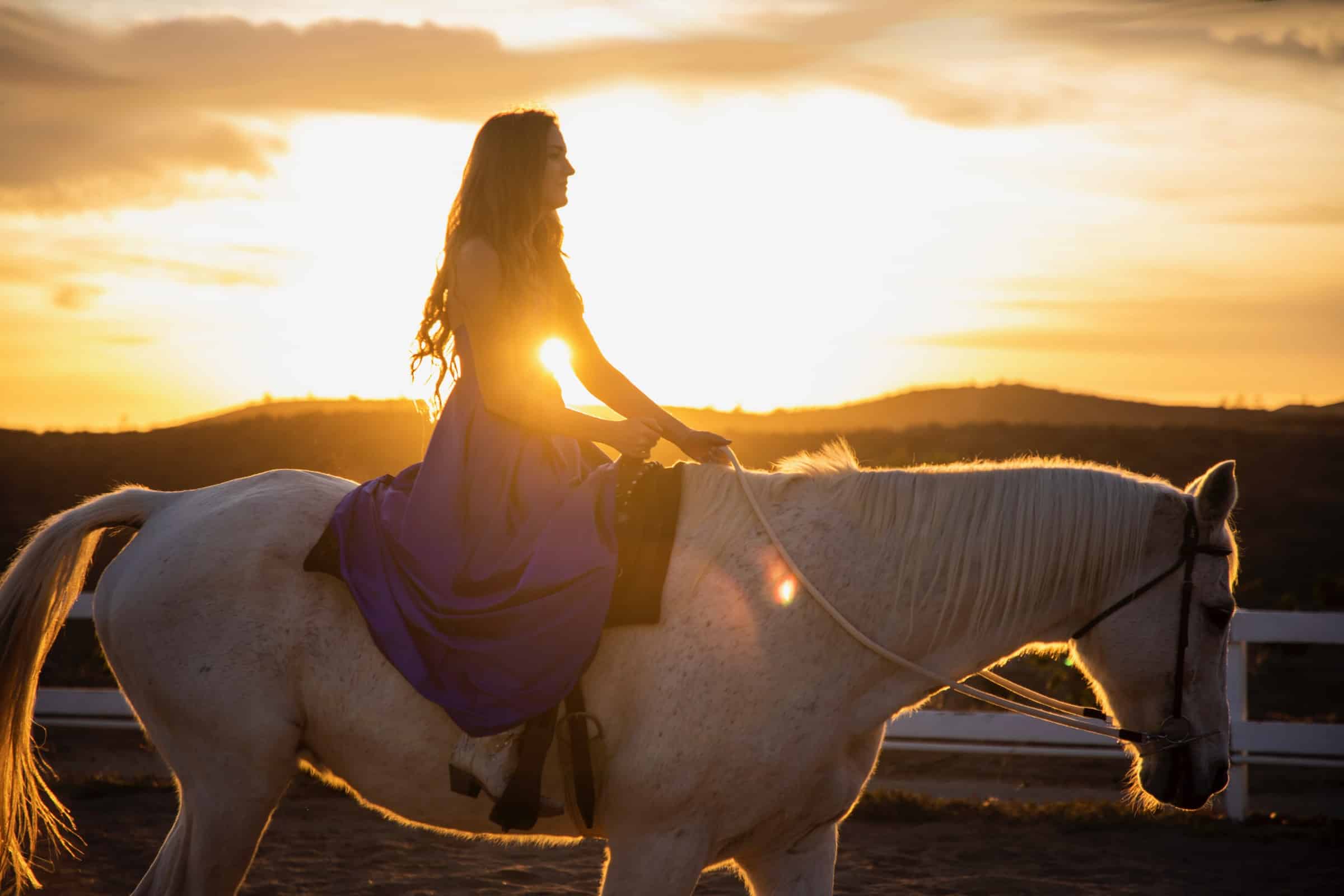 Jessica Castello's New Music Video for "Blue Sky" | Nashville.com