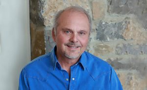 Songwriter Hall Of Famer Kent Blazy Drops New Album | Nashville.com