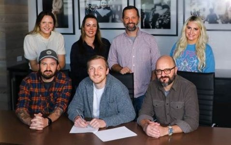 Chase McDaniel Signs With Hang Your Hat Music | Nashville.com