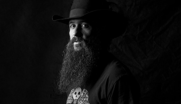 Cody Jinks Goes Metal, Debuts “Seeing Ghosts” | Nashville.com