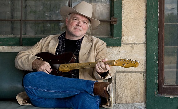 LISTEN: Dallas Wayne's Premiere Of "Coldwater, Tennessee" | Nashville.com