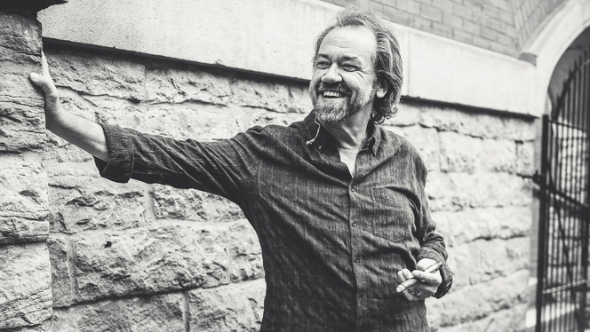 Dan Tyminski Signes With 8 Track Entertainment | Nashville.com