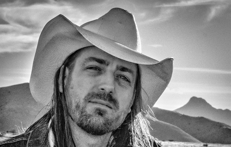 WATCH: David Gideon's "Red Boots" | Nashville.com