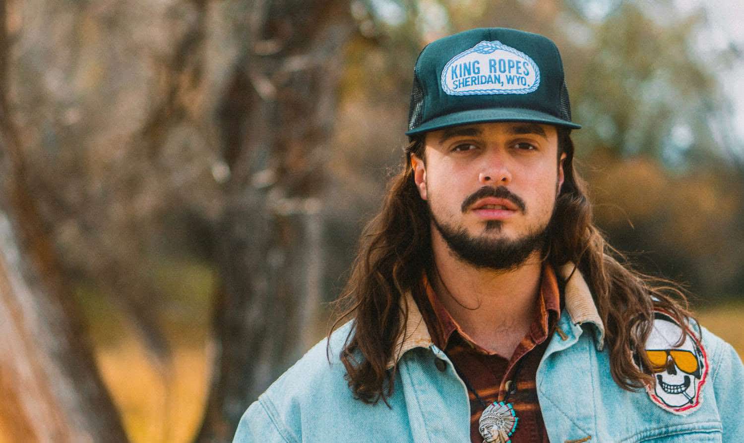 LISTEN: Ian Munsick's "Dig" | Nashville.com