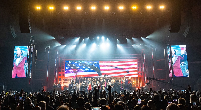 Lee Greenwood Honored In All-Star Salute | Nashville.com