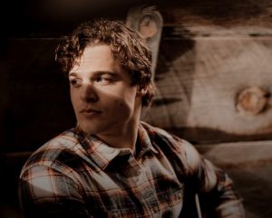 Max McNown - Better Me For You (Brown Eyes) | Nashville.com