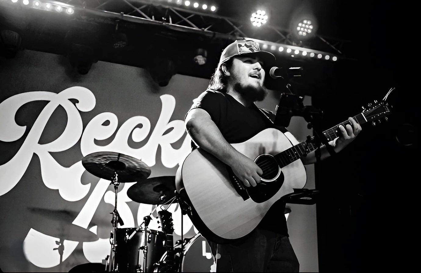 Robert Leonard Unveils “Pieces of Me” - A Soul-Stirring Ballad of ...