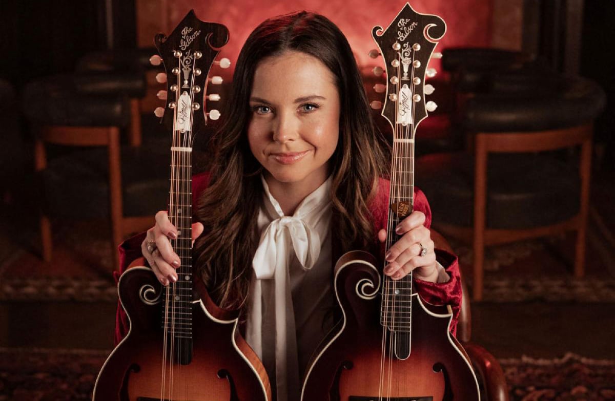 Sierra Hull Makes History With First-Ever Gibson Signature Mandolin | Nashville.com