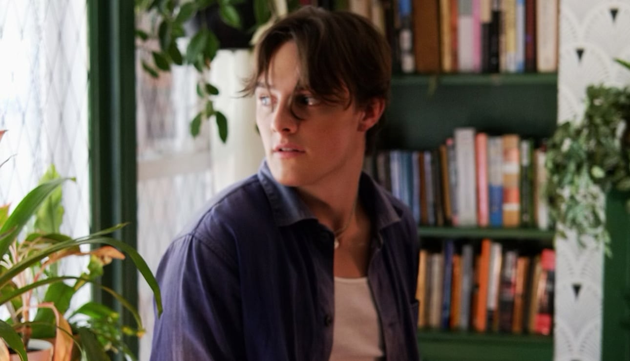 LISTEN: Thomas Day's "Gravity" | Nashville.com