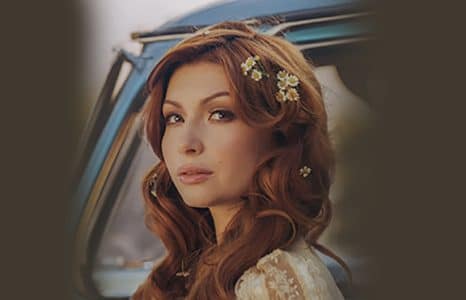 WATCH: Willow Avalon's “Gettin’ Rich, Goin’ Broke” | Nashville.com