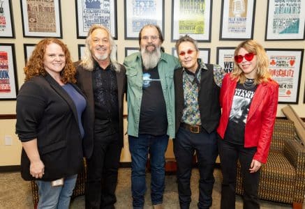 HOF Hosts Songwriter Round Honoring David Olney | Nashville.com