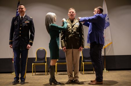 Craig Morgan Sworn In As Warrant Officer In Army Reserve | Nashville.com