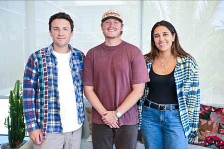 Christian Hayes Signs With Capitol Records | Nashville.com